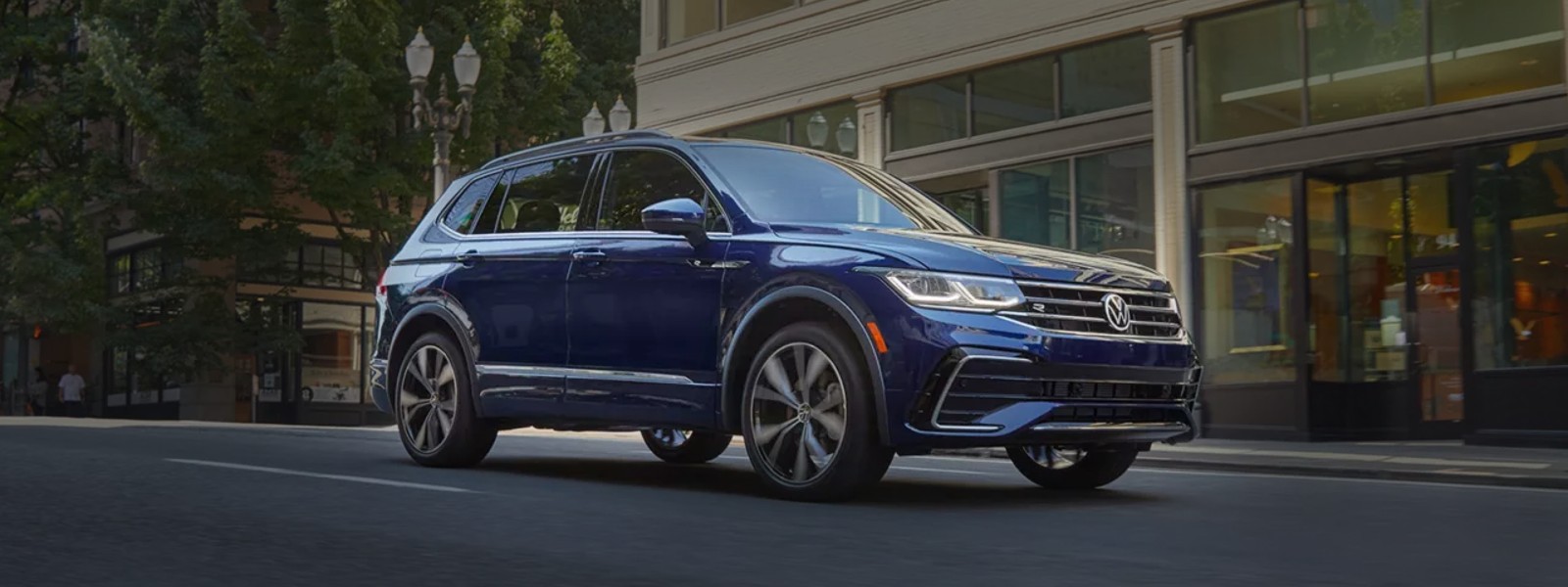 2025 Volkswagen Tiguan vs. Honda CR-V | Frank Boucher VW of Racine