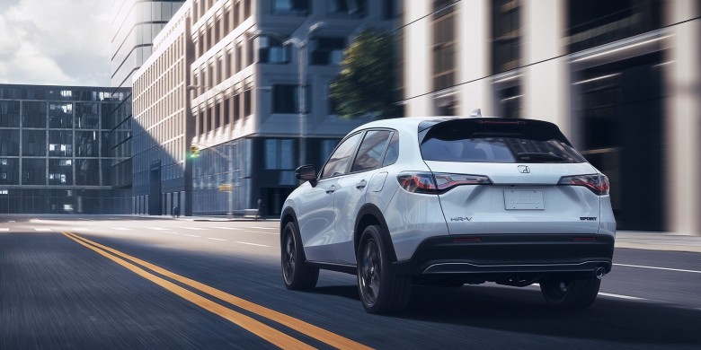 2025 Honda HR-V vs Chevrolet Trax | Community Honda