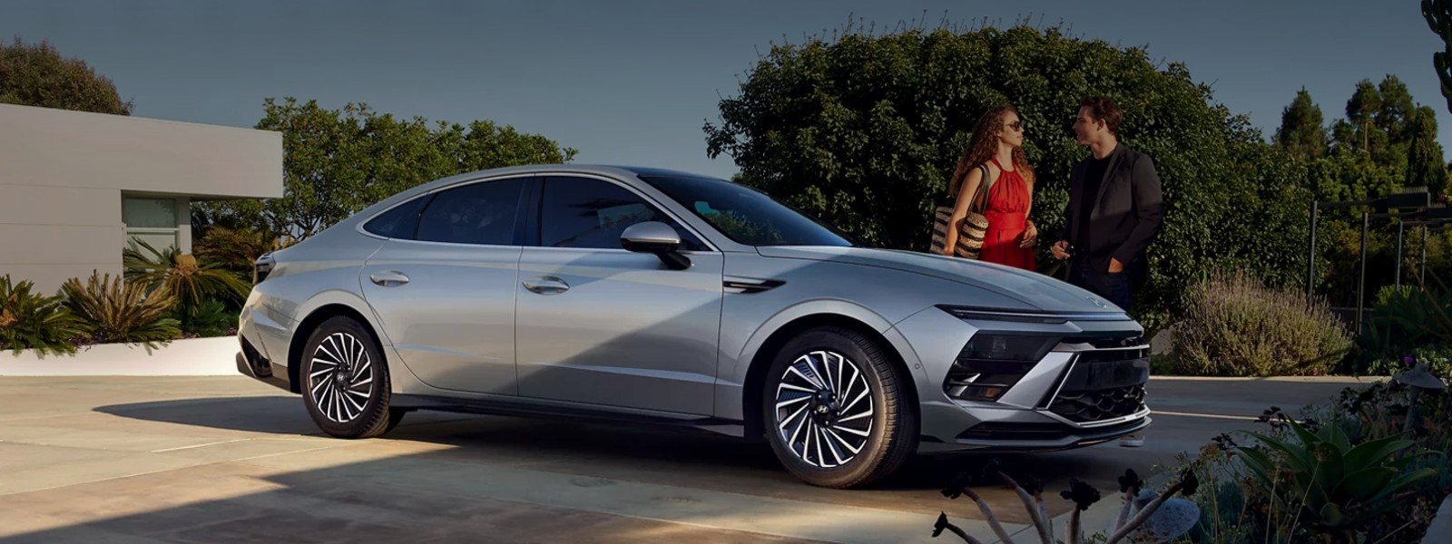 2026 Hyundai Sonata Hybrid – Efficient & Reliable | Boucher Hyundai
